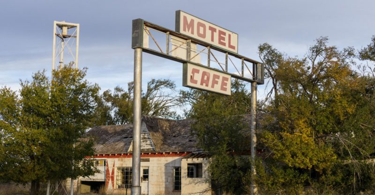 10 Texas' Lost Attractions That Nature Has Claimed