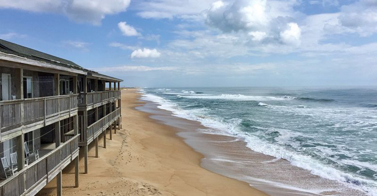 The Forgotten Oceanfront Resort in North Carolina That Never Dries ...