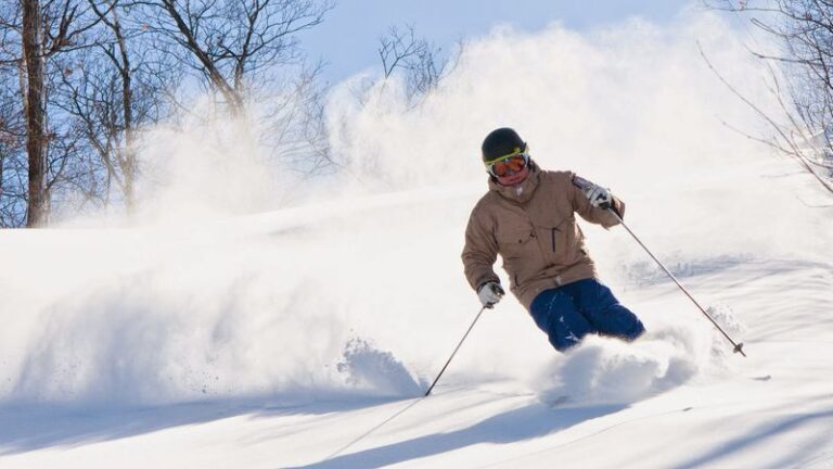 The Old Vermont Ski Area Travelers Still Search for in the Snow