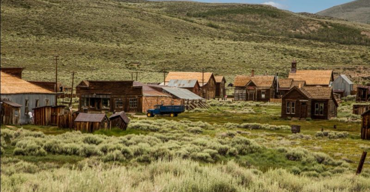 This Abandoned Settlement in California Is Creeping Out Even Ghost Hunters