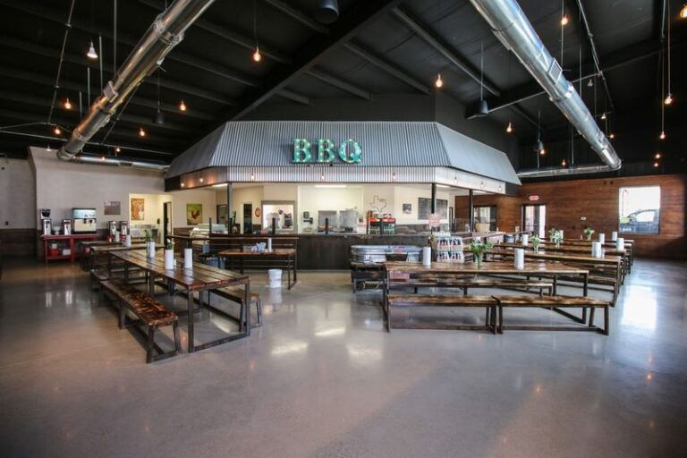 10 Hidden Texas BBQ Shacks Locals Don't Want Tourists To Find