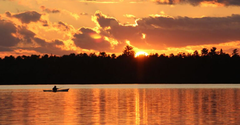 10 Small Towns in Minnesota With Stunning Waterfront Views