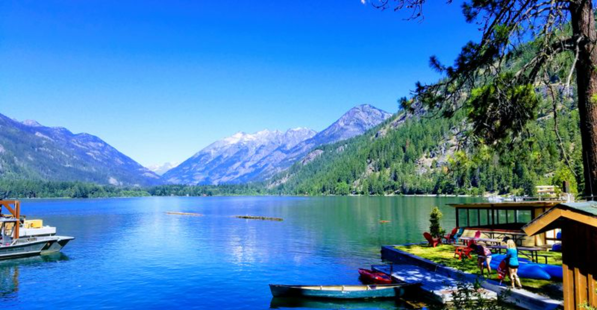 7 Cozy Winter Villages In Washington State Perfect For A Snowy Escape