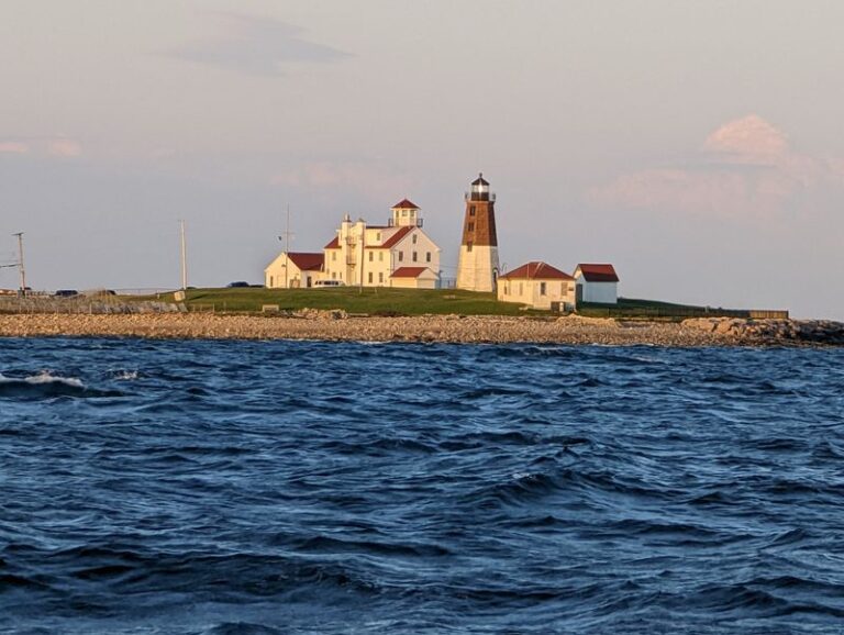 8 Reasons Rhode Island's Coastal Beauty Was Destroyed by Tourism