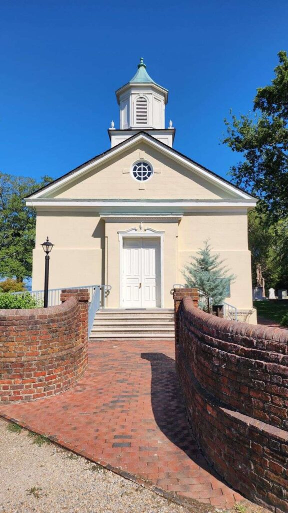 10 Historic Churches In Virginia With Magical Christmas Services