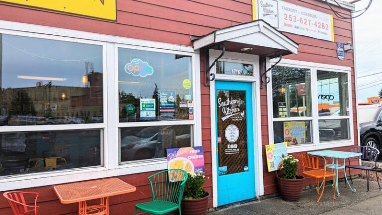 8 Washington Soul Food Kitchens Where Tradition Shapes Every Bite