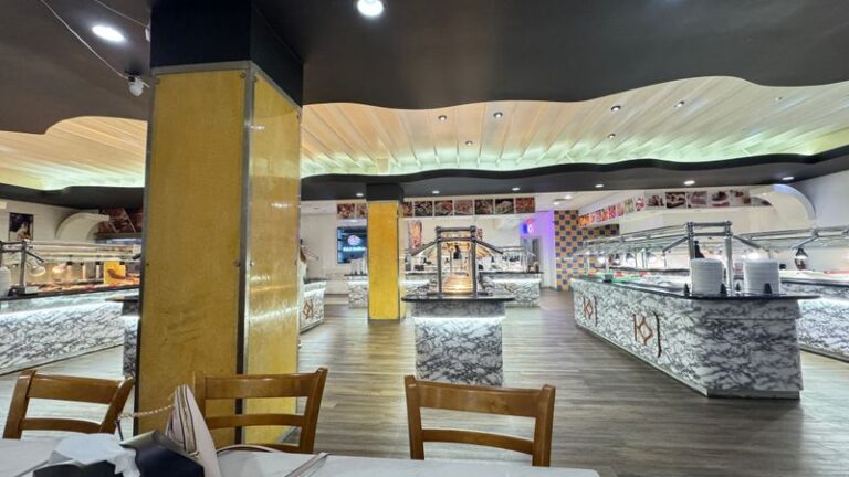 7 Arizona Buffets Locals Can’t Stop Going Back To