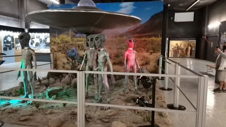 New Mexico’s Alien Legacy Still Draws Curious Crowds From Around The World
