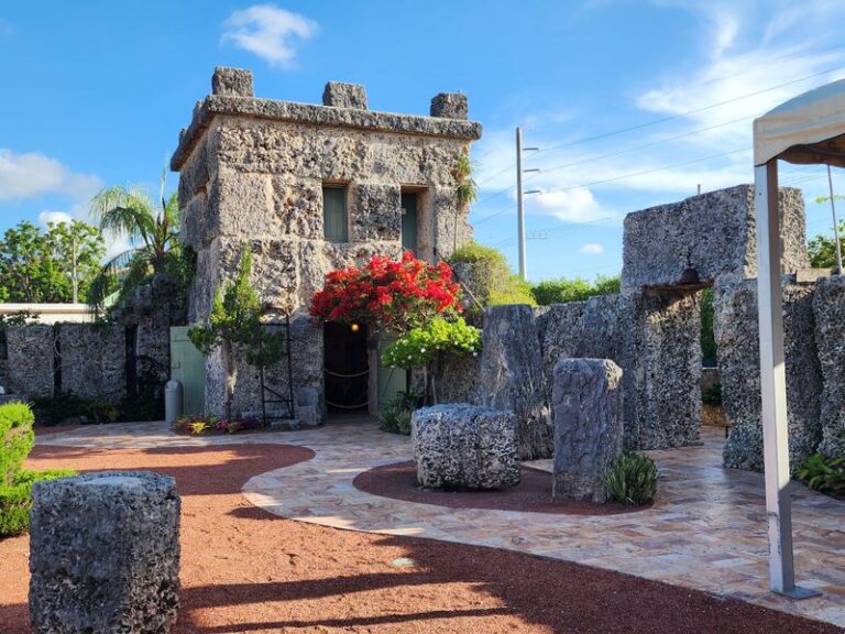The Florida Castle Built By One Man That Still Baffles Visitors