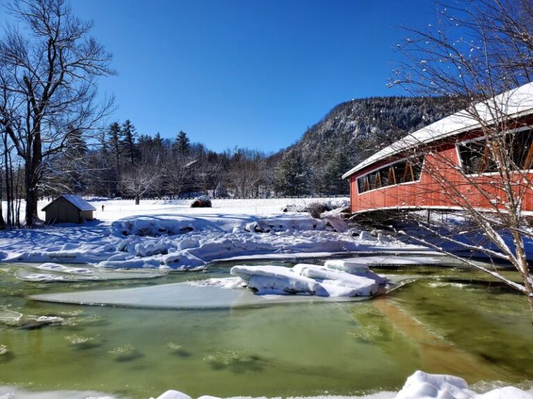 The Most Picturesque Winter Village in New Hampshire You Need to Visit