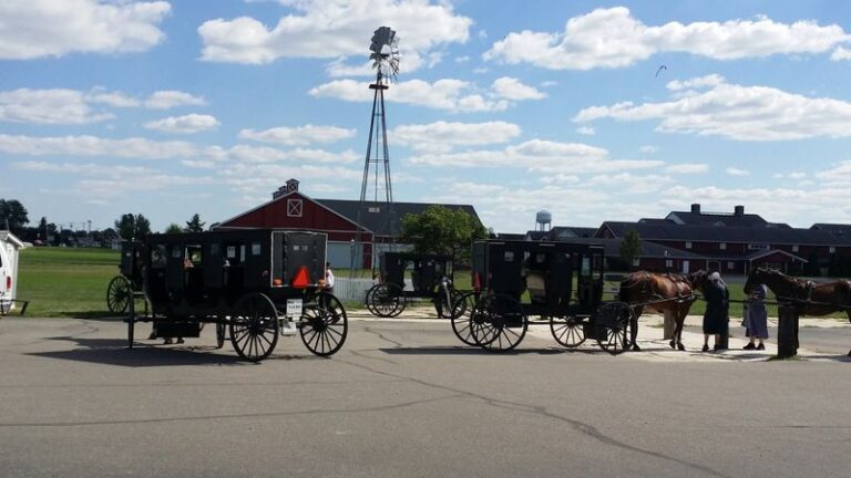 7 Indiana Towns Where Amish Life Is Part of the Everyday Scene