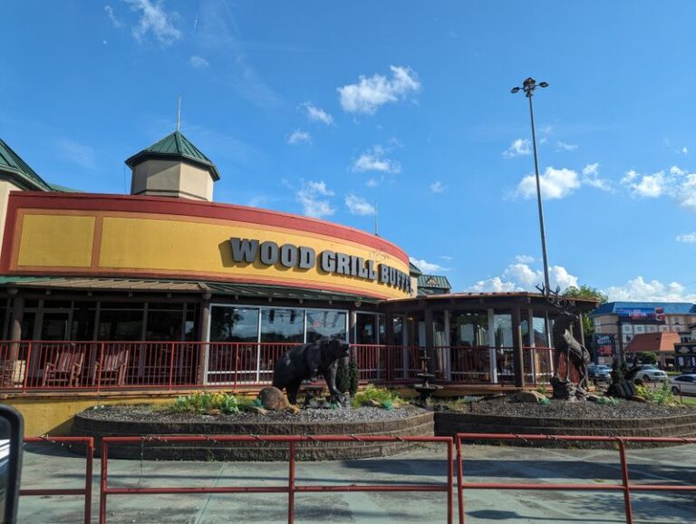 7 Tennessee Small-Town Buffets That Bring the Feeling of Sunday Supper