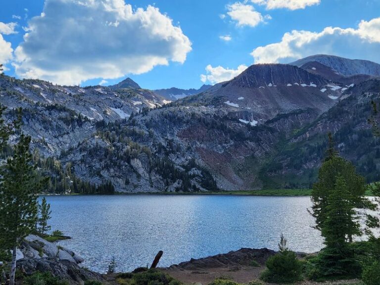 9 Hidden Lakes in Oregon You Won't Find in Guides