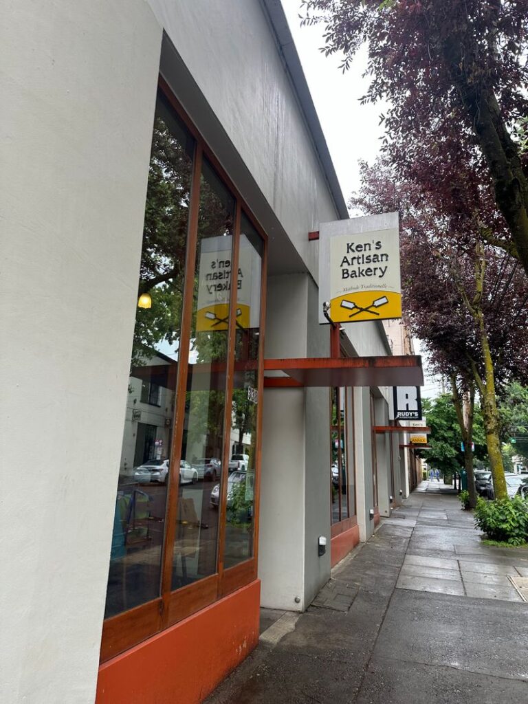 10 Low-Key Bakeries In Oregon Popular With Locals During Winter