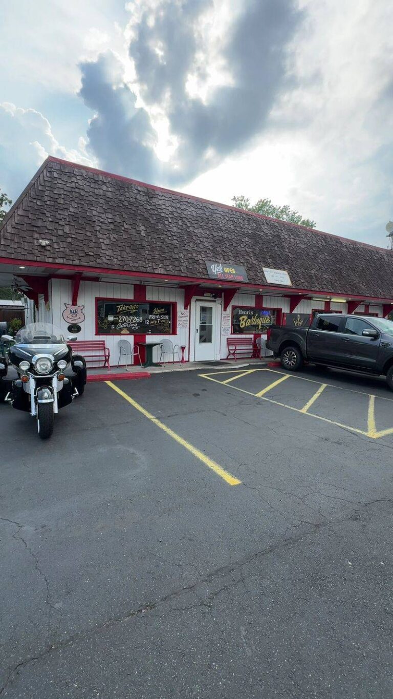 The Charming New Jersey Restaurant Serving Fried Chicken Worth Every Mile