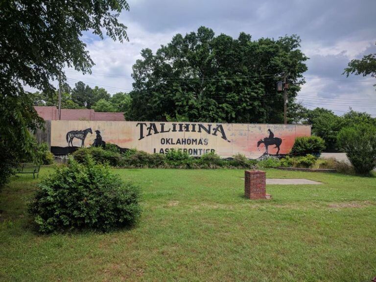 This 54-Mile Oklahoma Drive Is One of the Most Overlooked Scenic ...