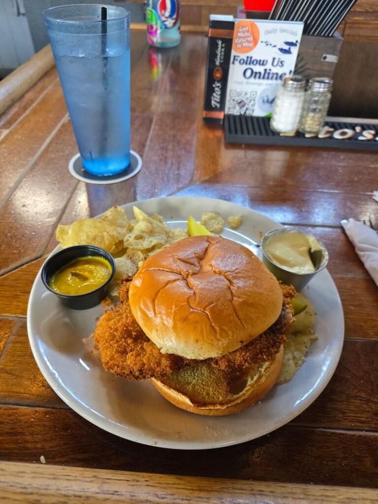 This No-Frills Indiana Spot Has People Coming Back Again and Again for ...