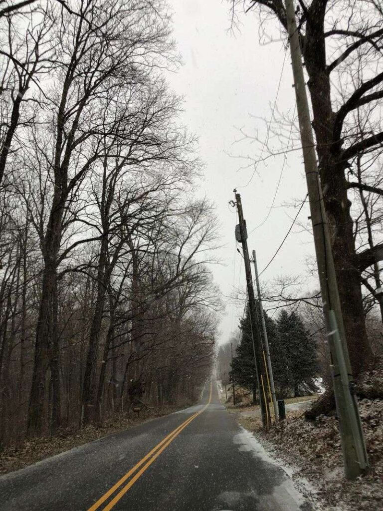 This Strange Gravity Illusion in Indiana Will Make Your Car Roll Uphill