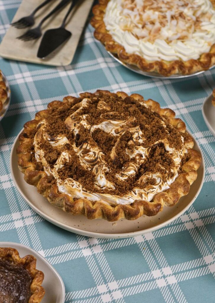 Why Every Indiana Road Trip Requires a Stop at These Famous Pie Shops