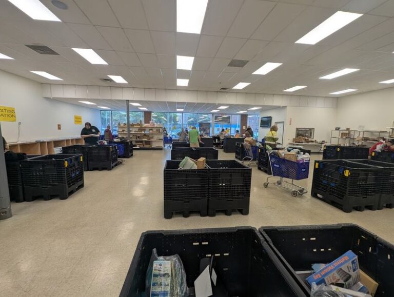 A Bin-Store Treasure Hunt In Pennsylvania Where You Pay A Fraction Of ...