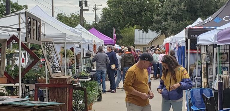 Only Texas Locals Know This Small Town Festival Beats All the Big City ...