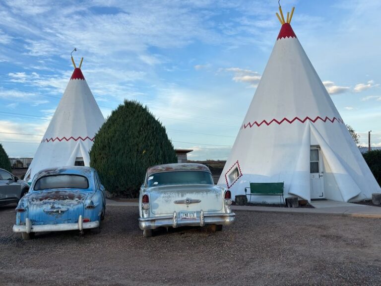The Eerie Arizona Motel That Refuses To Be Forgotten