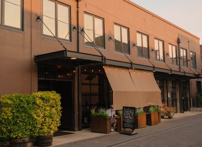 The Restaurant in Oregon Is Where Valentine's Magic Happens