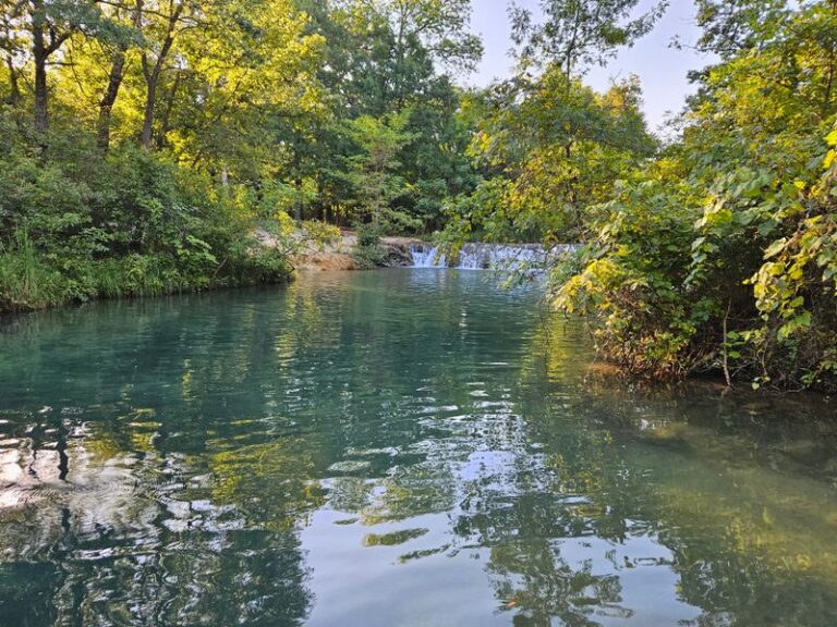 This Hidden Spring-Fed Oasis In Oklahoma Is Where Crystal Waters Meet ...