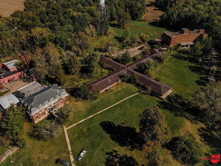 This Massive Indiana Haunted Complex Is A Creepy Hidden Gem Where ...