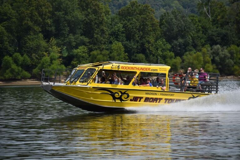 This Relaxing River Cruise In Indiana Is Worth Discovering