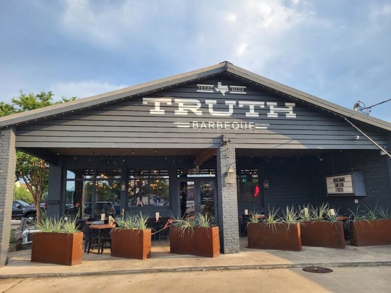 This Texas BBQ Shack Looks Simple but the Brisket Keeps Selling Out ...