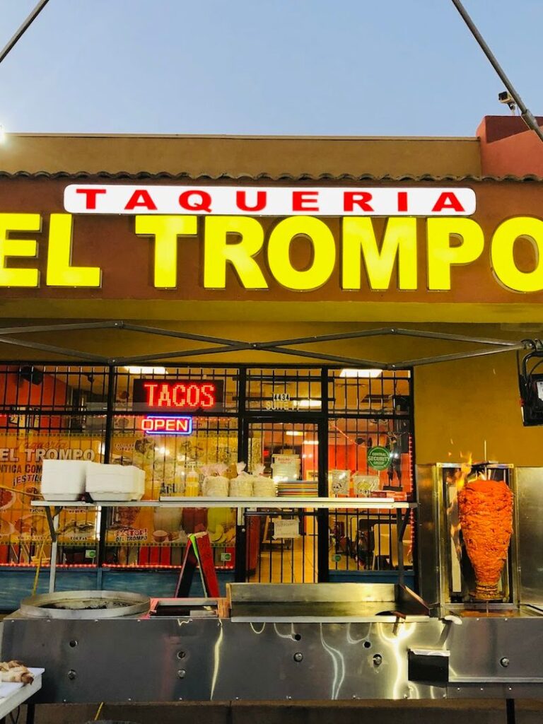 This Texas Hole-in-the-Wall Kitchen Is Known for Street Tacos That ...