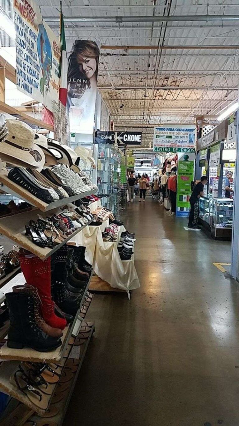The Texas Swap Meet Where You Can Find Everything From Vintage ...