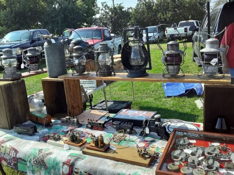 This Indiana Historic Thursday Market is a Picker’s Paradise and One of ...