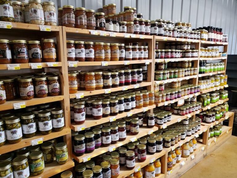 This Mennonite Country Store In Texas Is Packed With Bulk Foods And ...