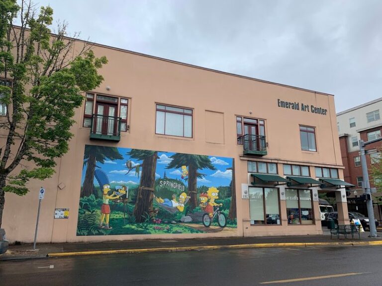10 Real-Life Oregon Inspirations Behind the Town From The Simpsons