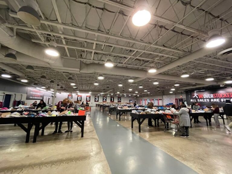 This California Bin Store Turns Overstock Into A Deep-Discount Treasure ...