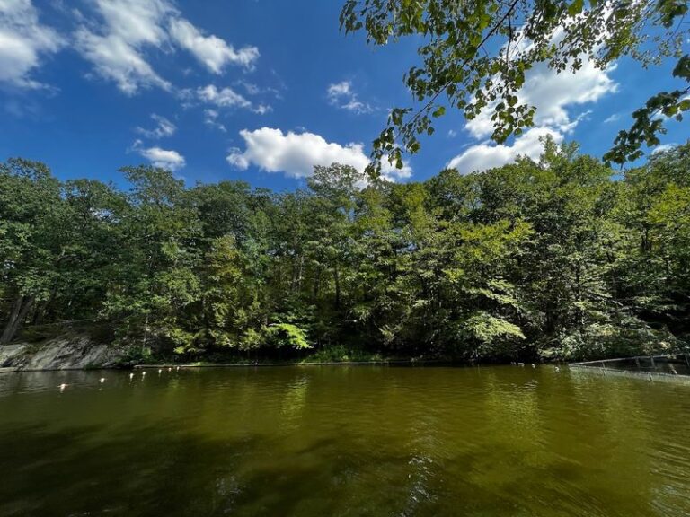 This Chemical-Free New Jersey Oasis Offers A Refreshing Mountain-Stream ...