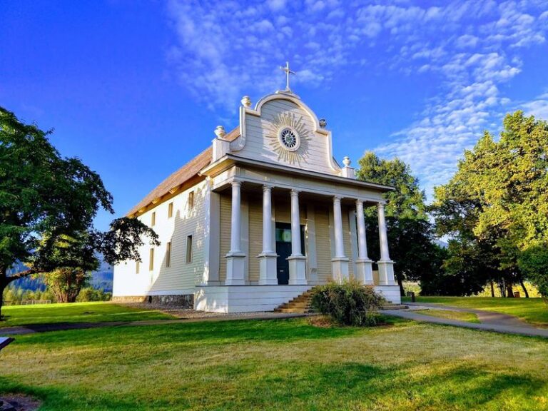 This 1850s Church Was Built Without a Single Nail and It Still Stands ...