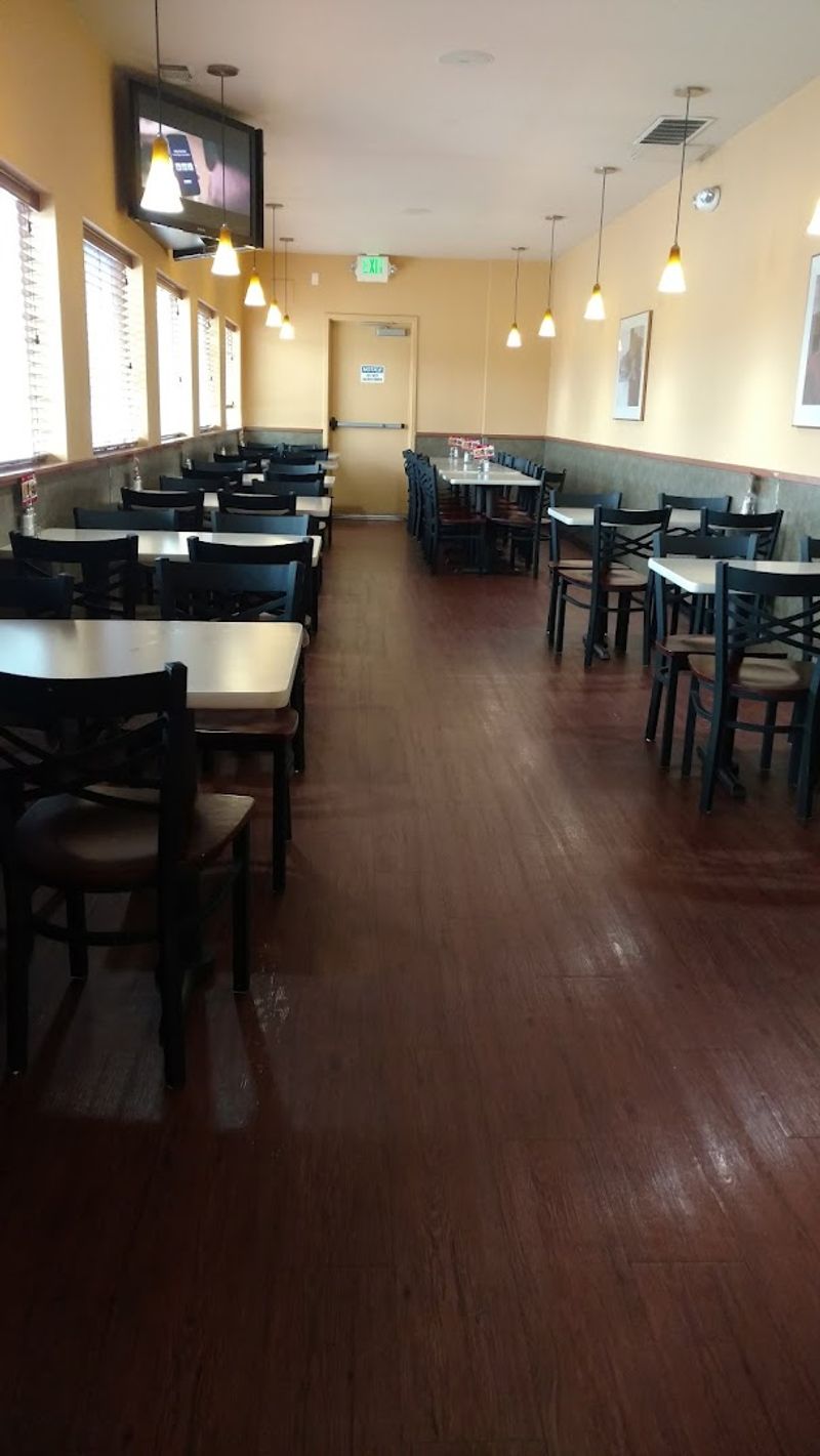 This Oregon Buffet Serves Pizza, Pasta and Salad for Less Than a Fast ...