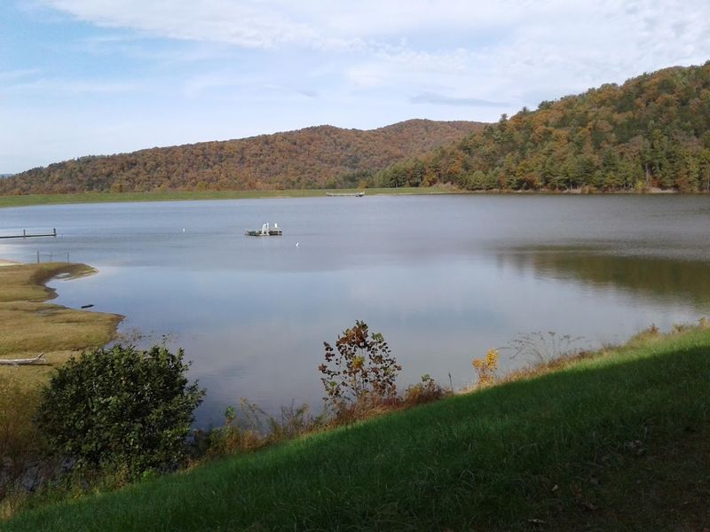 This Virginia Region Is A True Hiker's Paradise, With Dozens Of Parks ...