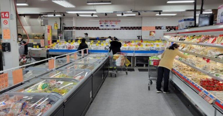 New Jersey's Massive Asian Supermarket Is A Hidden Food Wonderland