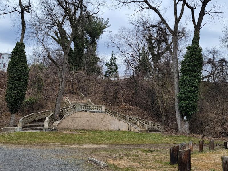These Crumbling Stairs In A Quiet New Jersey Park Are All That's Left ...