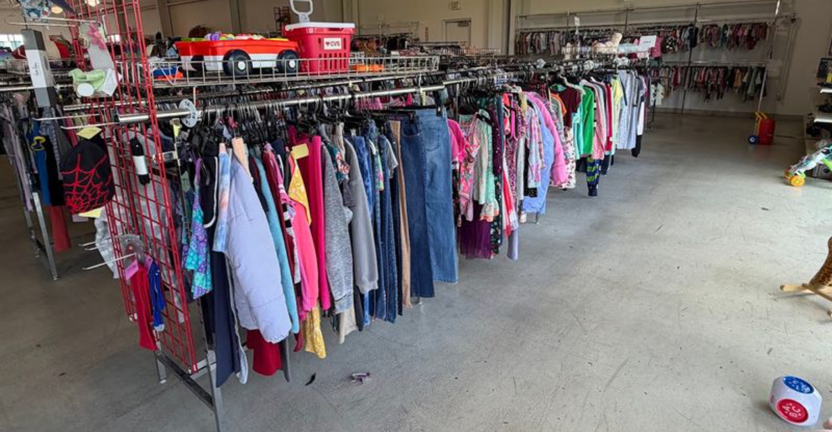 This Giant Thrift Store In Indiana Is So Big You Can Easily Treasure ...