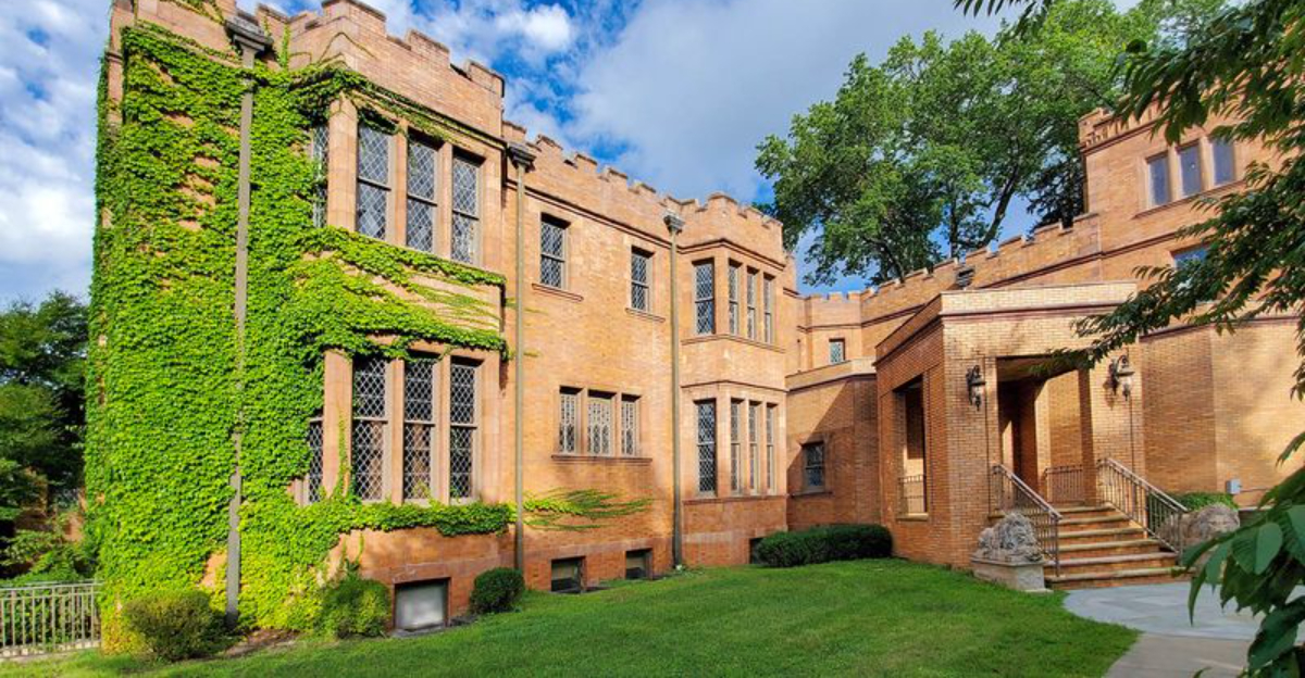 This New Jersey Mansion Was Modeled After A 1,000-Year-Old English Castle